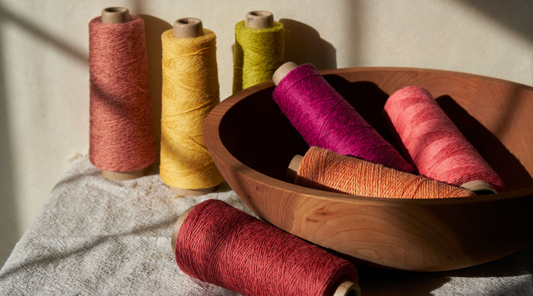 Gist Yarn - Weaving Yarn and Looms