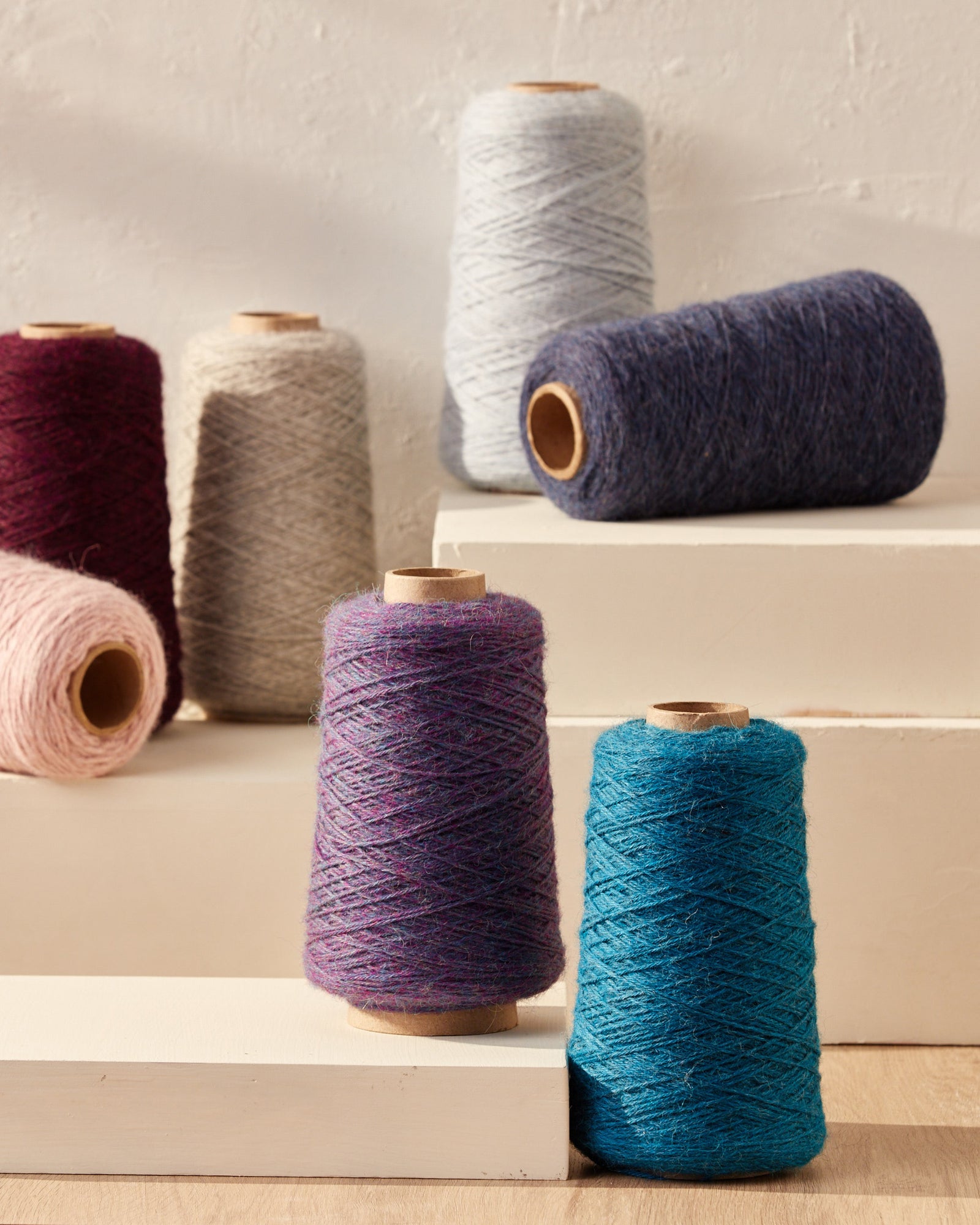 Gist Yarn - Weaving Yarn and Looms